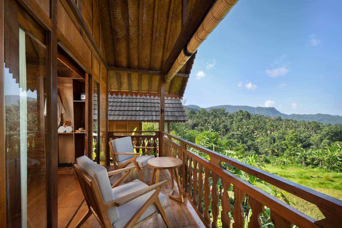 Classic Wooden House - Devani Resort Sidemen